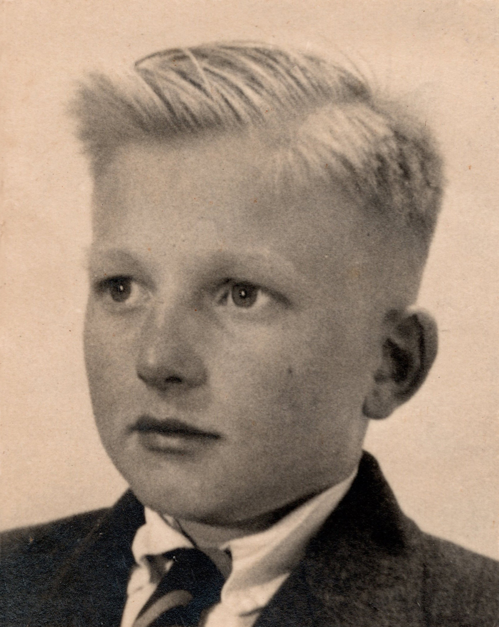 Sjaak van Oijen - benedenleeuwenherdenkt.nl